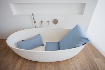 Full Bath Sofa - Complete Pillow Set – BADESOFA®