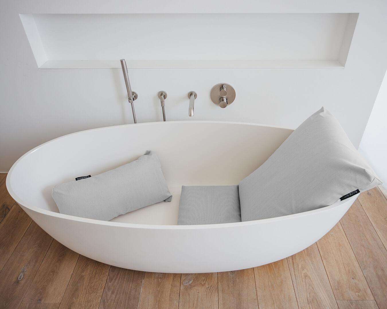 Bath Sofa - Back bath pillow for tub – BADESOFA®